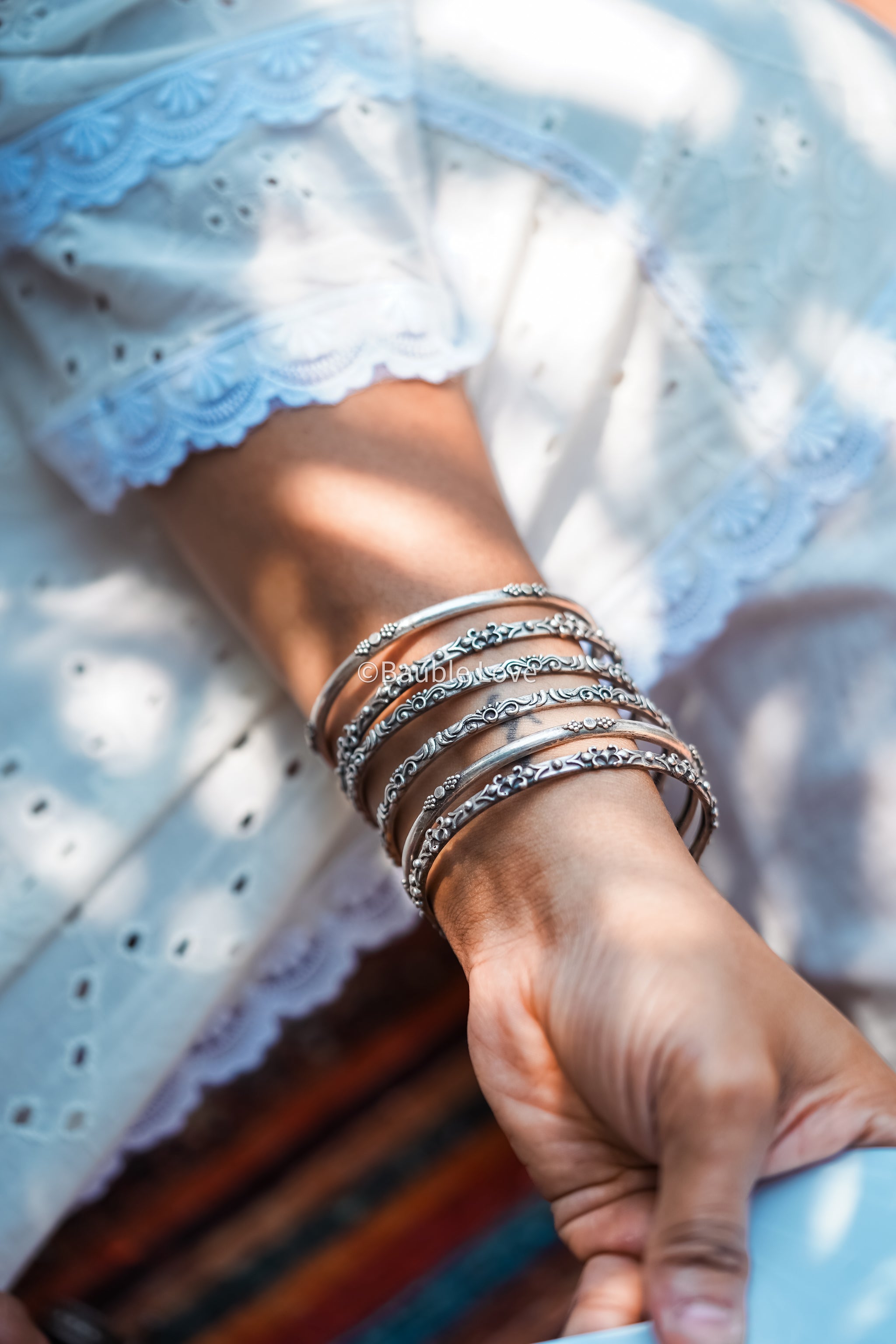 Minimal Trible Bangle